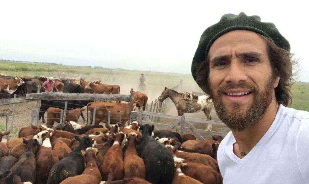 Leo Ponzio abre la tranquera de su campo – Comunidad Campo